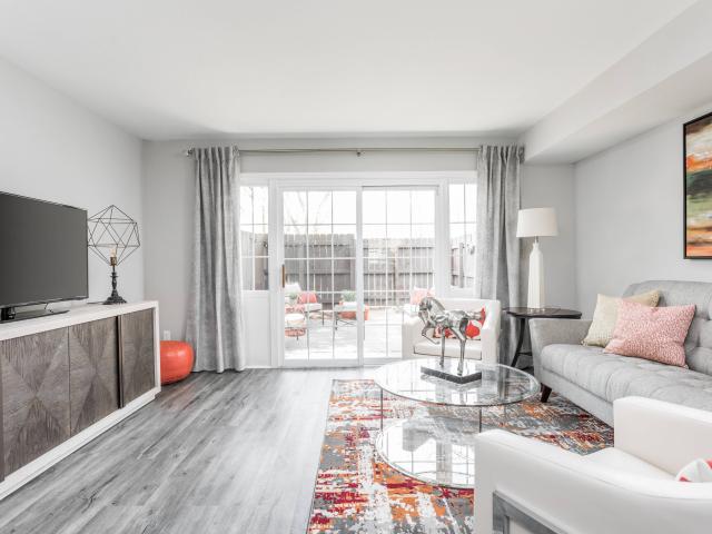 Jamestown at St. Matthews Apartments