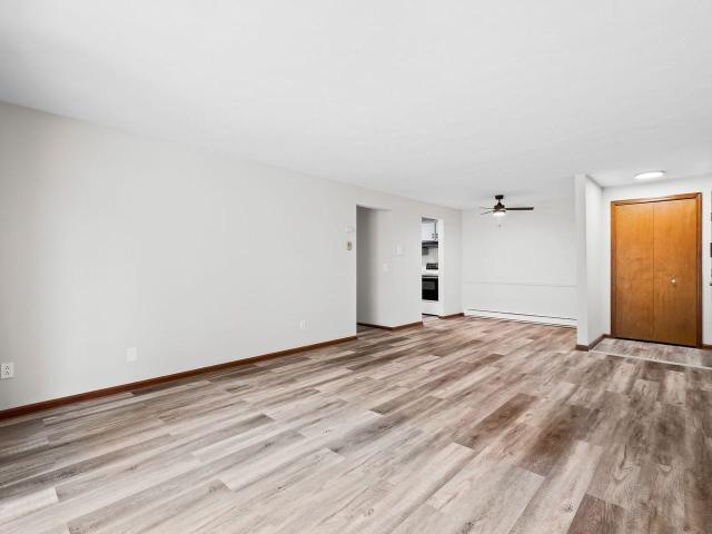 Jamestown Manor 2 Bedroom Apartment for Rent at 2901 17th St Nw, Canton, OH 44708
