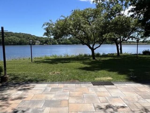 Jamestown Rd Unit,stratford, Home For Sale