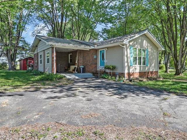 Jamestown, TN 38556