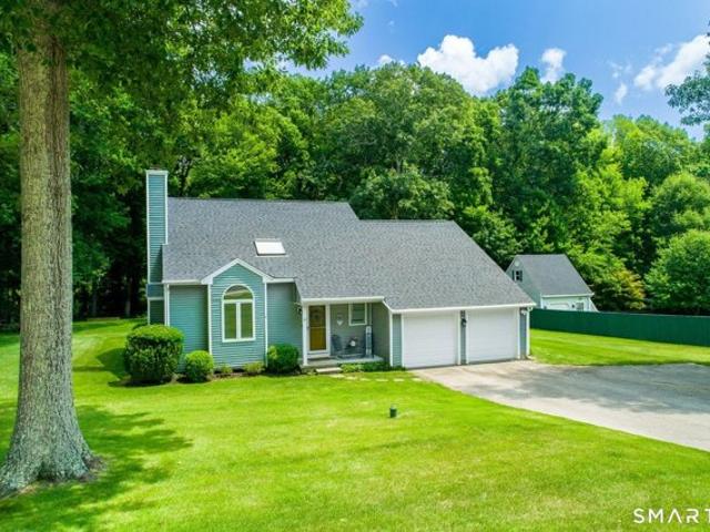 Jan Dr, Colchester, Home For Sale
