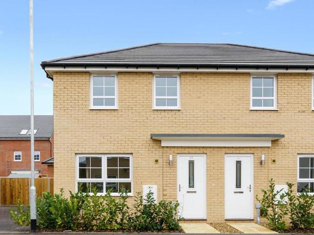 Janaki Ammal Avenue, Cringleford. 3 bed semi detached house to rent £1,675 pcm £387 pw