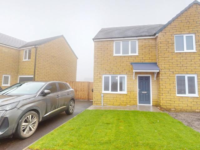 Jane Eyre Lane, Thornton, Bradford BD13, 2 bed semi detached house to rent, £900 pcm | PrimeLocation