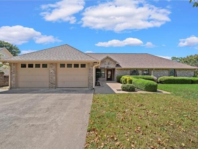 Jane Ln, West, Home For Sale