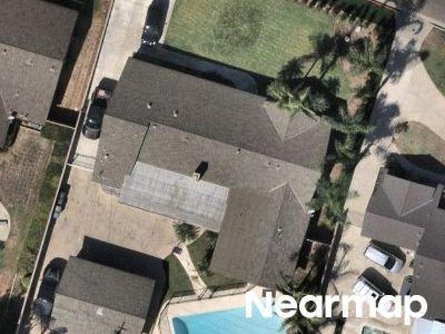 Janine Dr