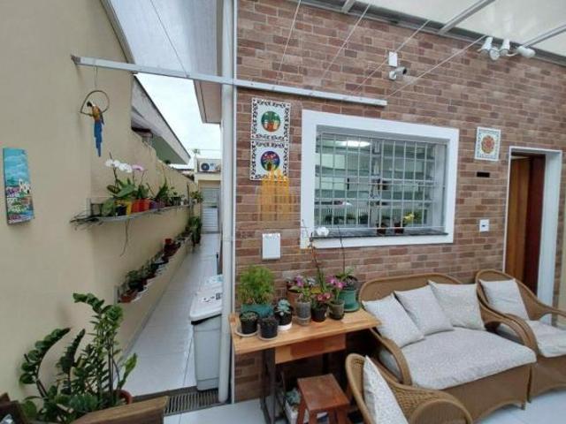 Jabaquara Casa Assobrada com 120m² 2 dormitórios, 2 banheiros e 2 vagas de garagem