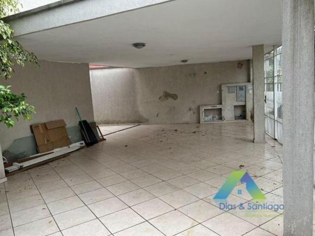 Jabaquara Sobrado 200M², 3 dormitórios, 1 suíte, 4 vagas a 10 minutos da estação do metro Jabaquara