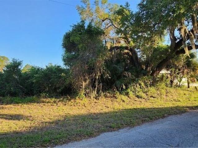 Jabara Cir, Labelle, FL 33935