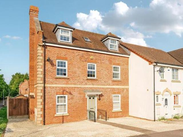 Jacinth Drive, Sittingbourne, 4 Bedroom End