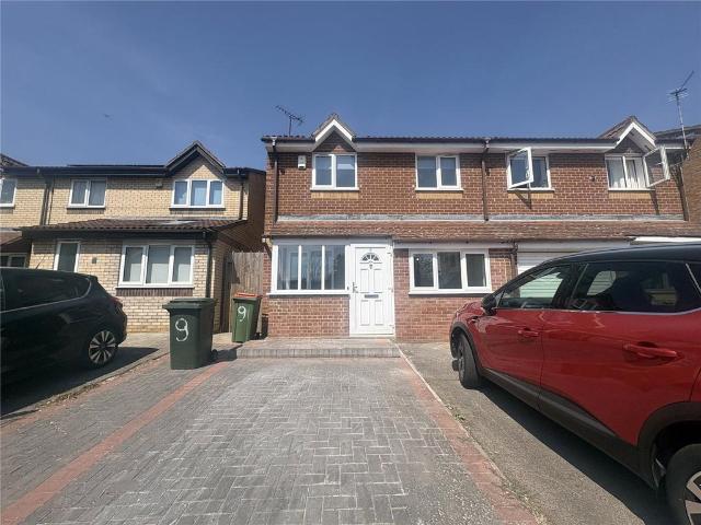 Jack Clow Road, London E15 3 bed house to rent £3,100 pcm £715 pw