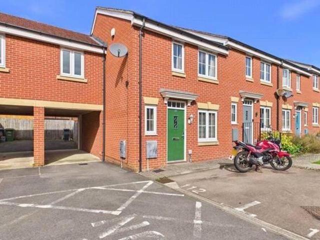 Jack Russell Close, Stroud, 3 Bedroom Terraced