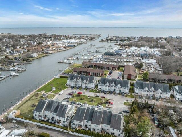 Jackie Ct, Patchogue, Condo For Sale