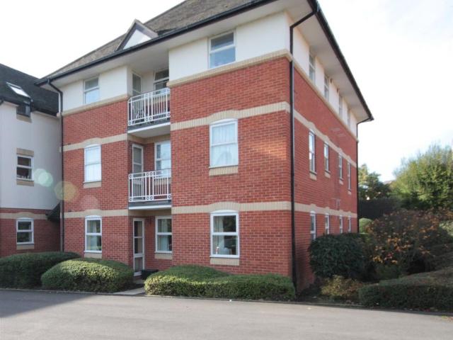 Jackman Close, Abingdon OX14, 2 bed flat to rent, £1,300 pcm | PrimeLocation