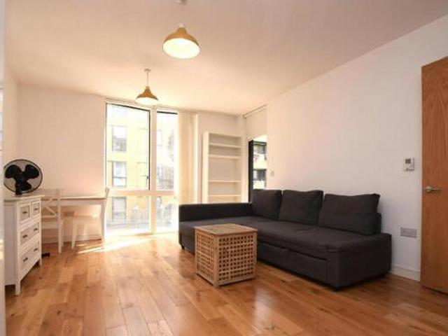 Jacks Farm Way, London, 1 Bedroom Apartment