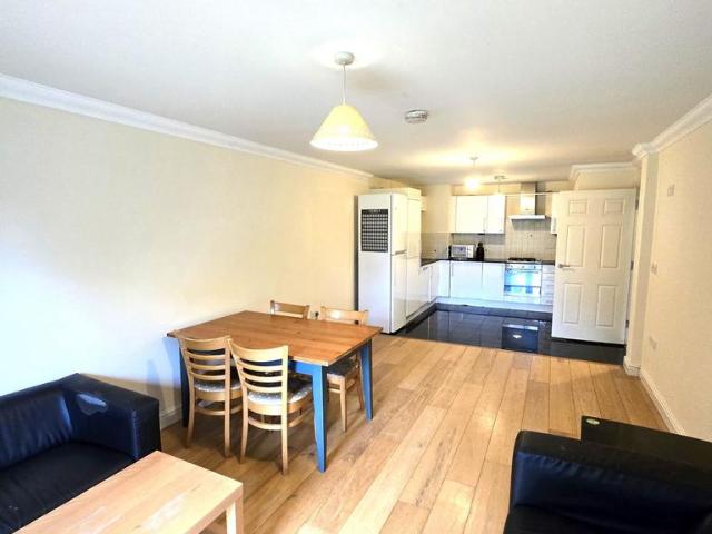 Jackson Moss Building, Upper Chorlton. 3 bed apartment to rent £1,450 pcm £335 pw