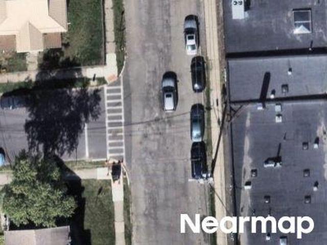 Jackson Ave