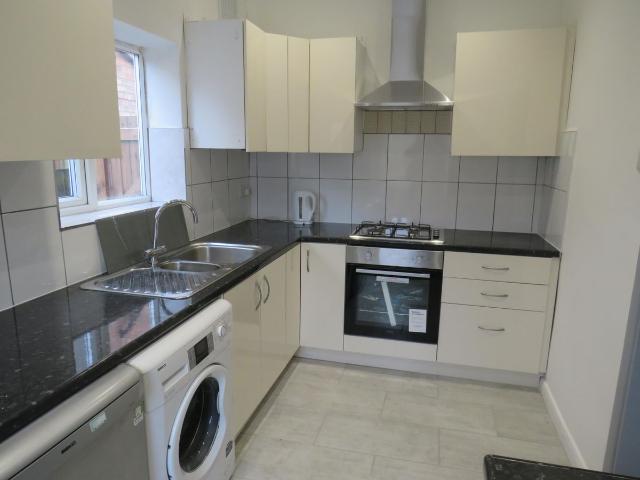Jackson Avenue, Derby DE3, 3 bed semi detached house to rent, £1,250 pcm | PrimeLocation