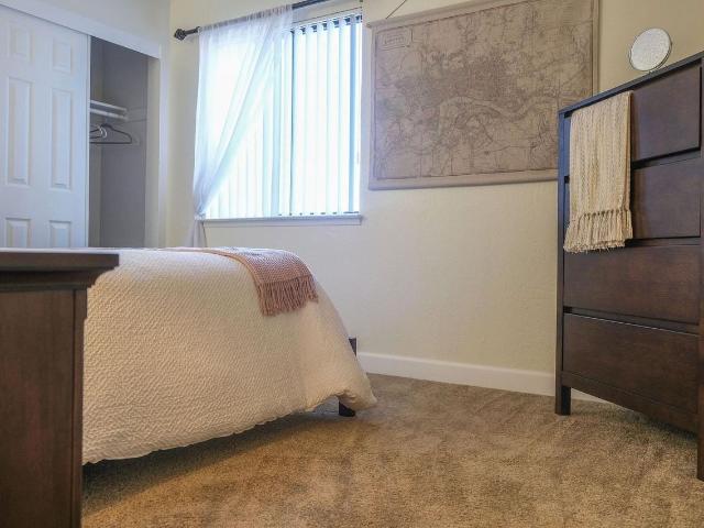 Jackson Park Place 3 Bedroom Apartment for Rent at 1830 E Fir Ave, Fresno, CA 93720 Woodward Park