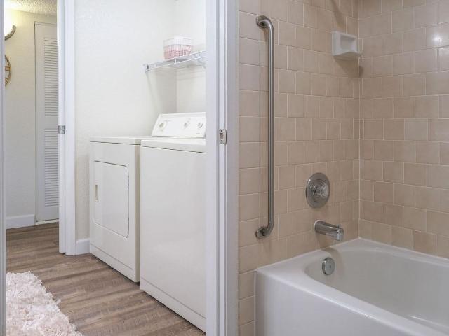 Jackson Park Place 1 Bedroom Apartment for Rent at 1830 E Fir Ave, Fresno, CA 93720 Woodward Park