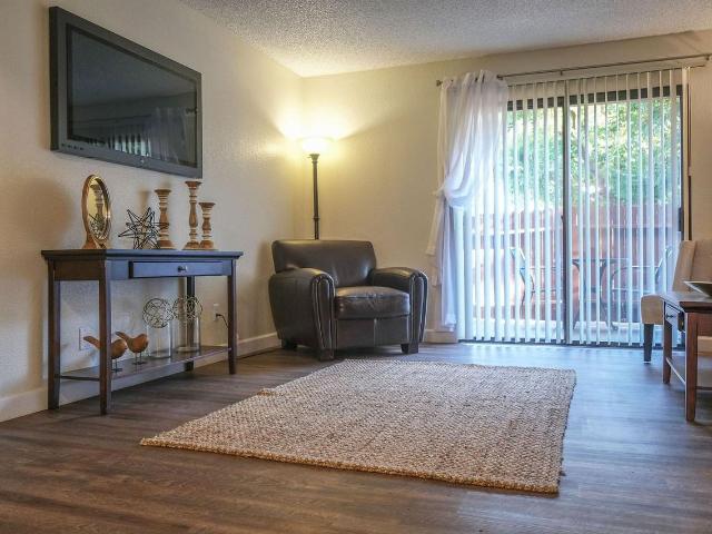 Jackson Park Place 2 Bedroom Apartment for Rent at 1830 E Fir Ave, Fresno, CA 93720 Woodward Park