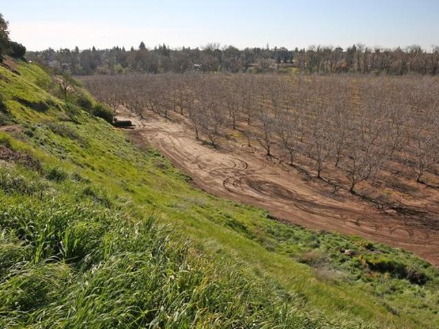 Jackson Rd, Oakdale, CA 95361