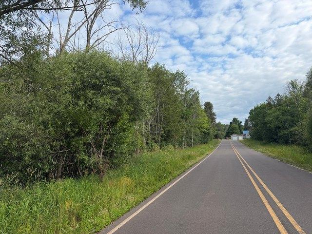 Jackson Rd, Ironwood, MI 49938