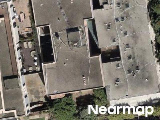 Jackson St Apt 202