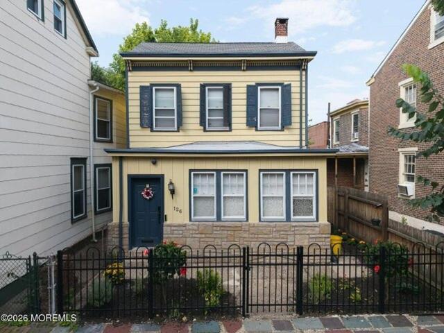 Jackson St, Trenton, Home For Sale