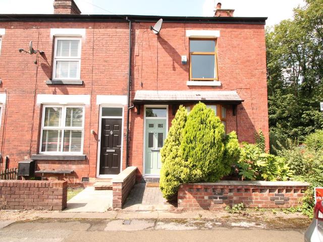 Jackson Street, Cheadle SK8, 2 bed end terrace house to rent, £1,300 pcm | PrimeLocation