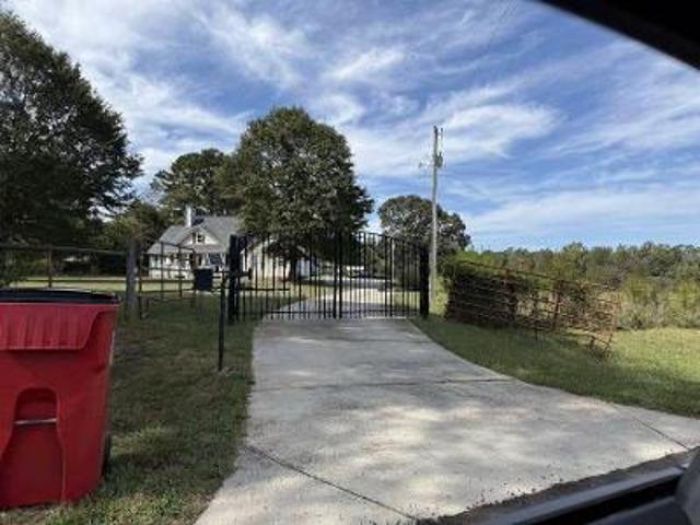 Jackson Trail Rd