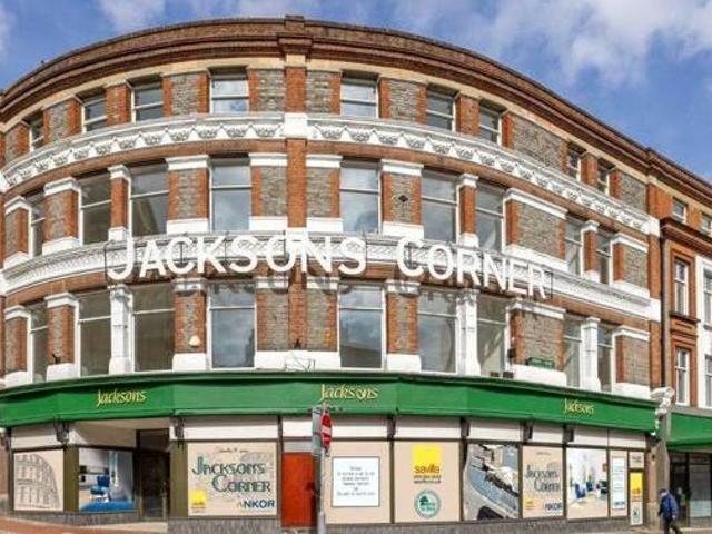 Jacksons Corner, Central Reading, 1 Bedroom Apartment