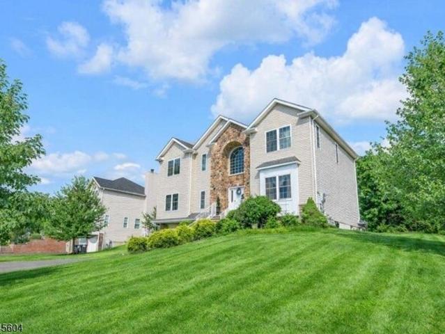 Jacob Way, Lopatcong, Home For Sale