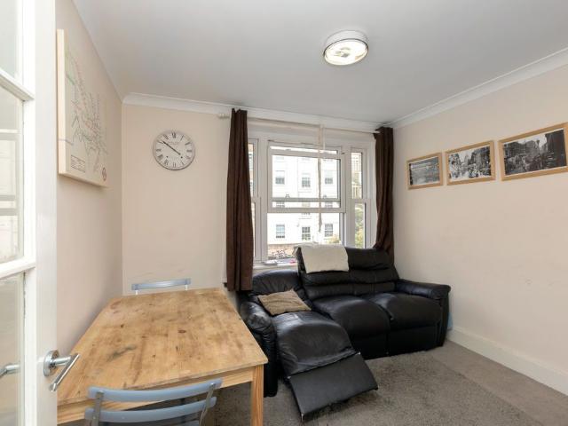 Jacobson House, Old Castle Street, London E1, 3 bed flat to rent, £3,200 pcm | PrimeLocation