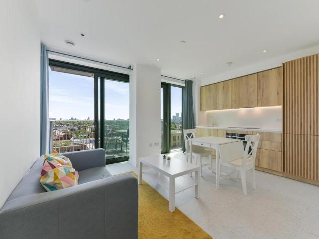 Jacquard Point, The Silk District, E1 Studio to rent £2,496 pcm £576 pw