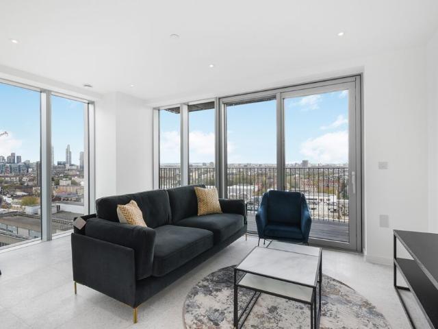 Jacquard Point, London E1, 2 bed flat to rent, £3,163 pcm | PrimeLocation