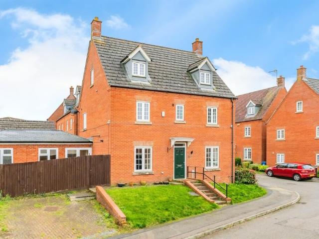 Jacques Road, Burton Latimer, Kettering NN15, 6 bed property to rent, £2,000 pcm | PrimeLocation