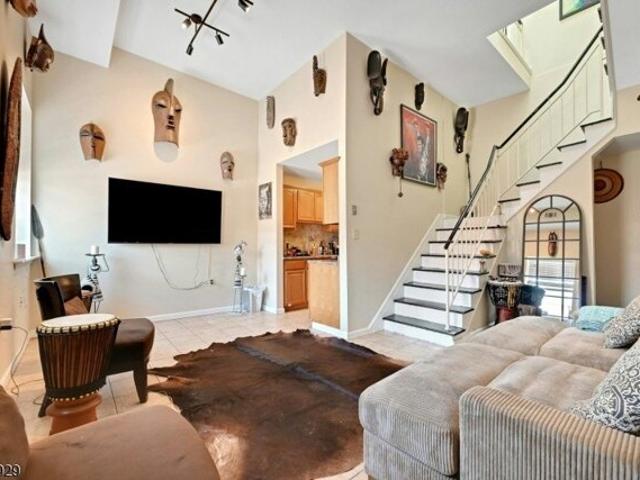 Jacques Unit,elizabeth City, Condo For Sale
