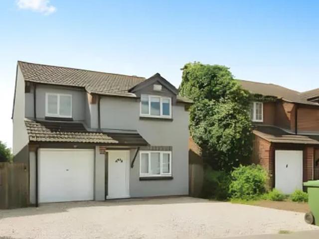 Jade Close, London, E16 3TY, United Kingdom | 4 bed house for rent #138513222 | Rentberry