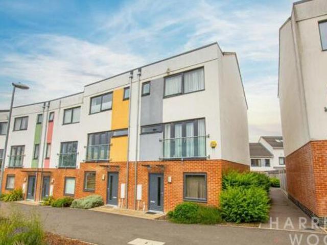Jade Gardens, Colchester, 4 Bedroom End