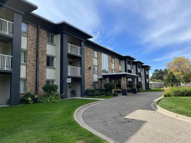 Jade Lane Estates 1 Bedroom Apartment for Rent at 1950 Jade Ln, Eagan, MN 55122 Cedar Grove