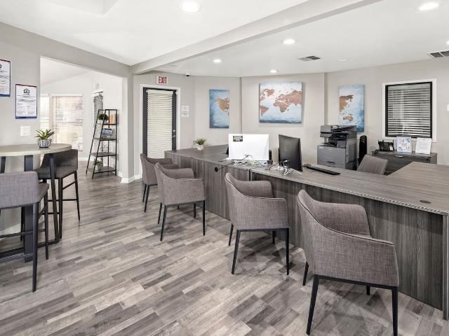 Jade Ridge Apartments 3 Bedroom Apartment for Rent at 17625 N 7th St, Phoenix, AZ 85022