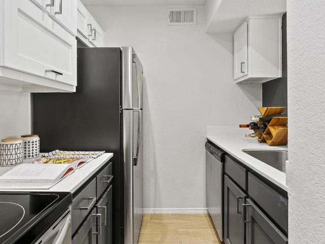 Jade Scottsdale 1 Bedroom Apartment for Rent at 11545 North Frank Lloyd Wright Boulevard, Scottsdale, AZ 85259