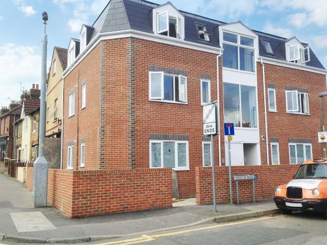 Jai's Court, Webster Road, Rainham ME8, 1 bed flat to rent, £950 pcm | PrimeLocation