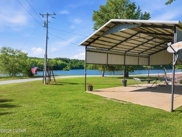 Jakes Pt, Decaturville, TN 38329