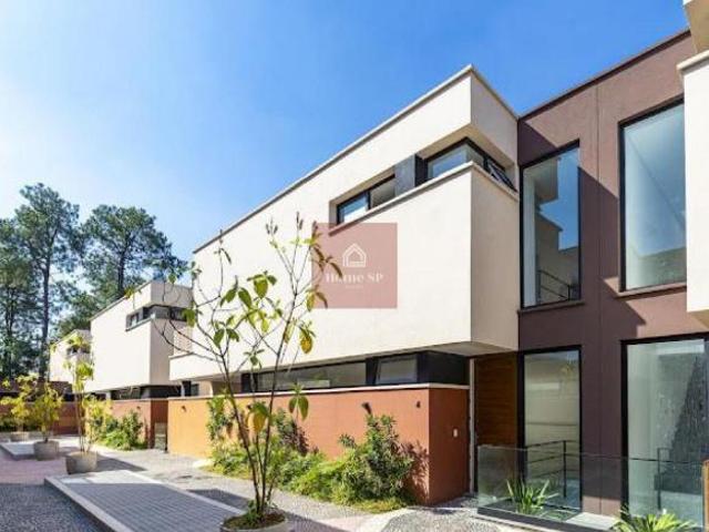 Jardim Cordeiro  casa com 04 suites, 04 vagas,541 metros
