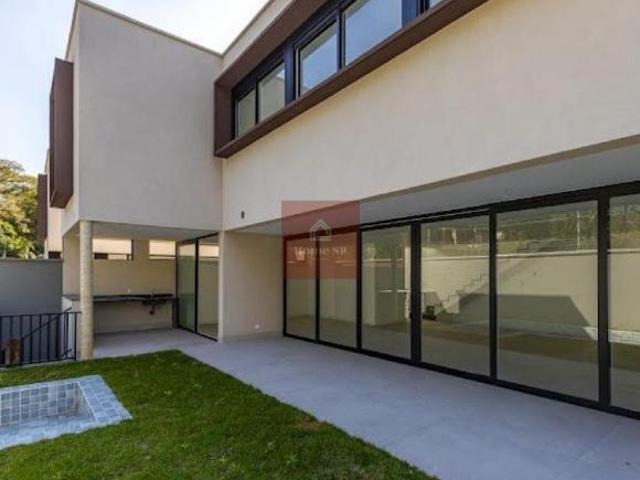 Jardim Cordeiro  casa com 04 suites, 04 vagas,541 metros