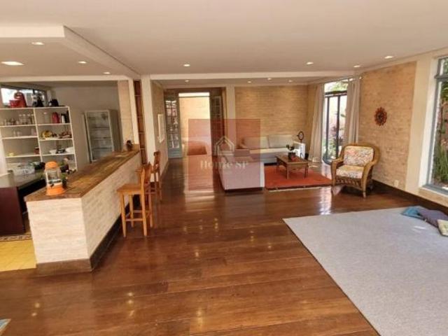 Jardim Cordeiro, Casa com 5 suites, 4 vagas, 600metros de puro charme