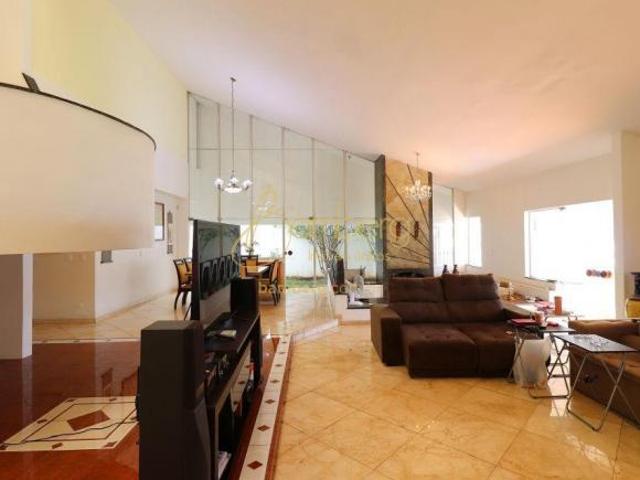 Jardim Cordeiro, sobrado, 4 suites, escritório, 4 vagas cobertas. 800m área construida