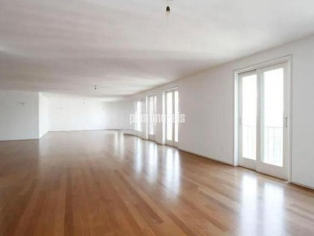 Jardim América! 400M² Úteis! Andar Alto!