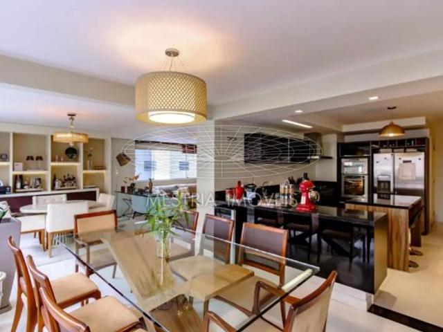 Jardim América | Apto impecável | Com 172 m² | 2 vagas | Próximo a Oscar Freire e Barão de Capanema!
